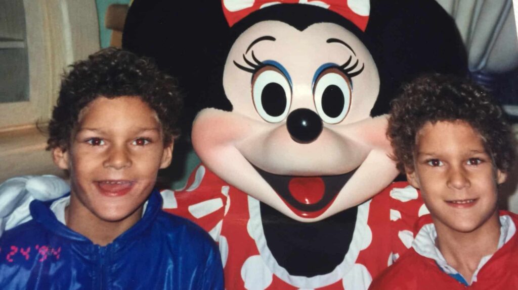 Brook et Robin Lopez sont-ils jumeaux ? - GAG01