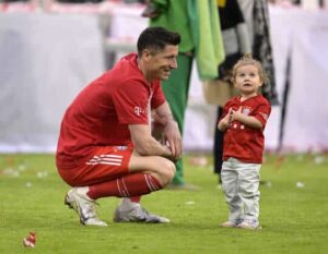 Los niños de Robert Lewandowski: descubre a Klara y Laura Lewandowska ...
