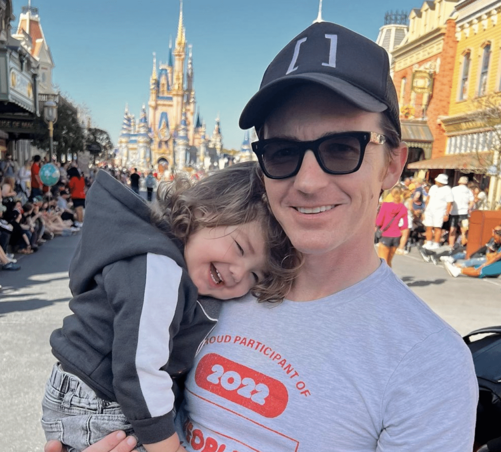 Drake Bell Kids: Meet Jeremy Drake Bell - GAG01