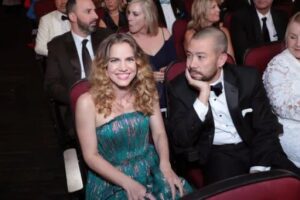 Mari d'Anna Chlumsky : tout ce que vous devez savoir sur Shaun So - GAG01