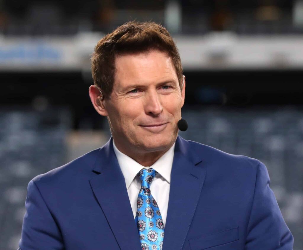 ¿Cuál es el patrimonio neto de Steve Young hoy? - GAG01